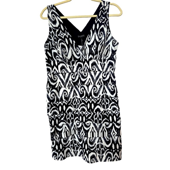 Enfocus Studio | Dresses | En Focus Studio Navy And White Sleeveless ...
